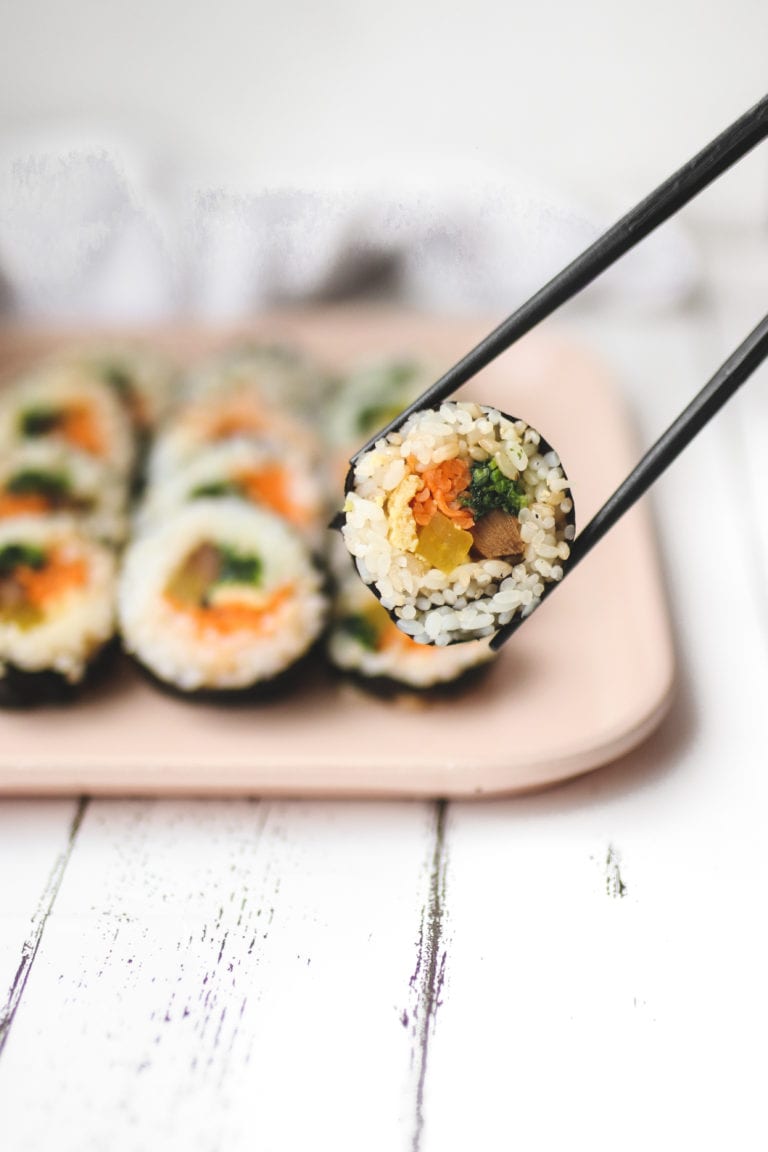 Easy Vegan Kimbap Recipe (Korean Rice Rolls) | Veggiekins Blog