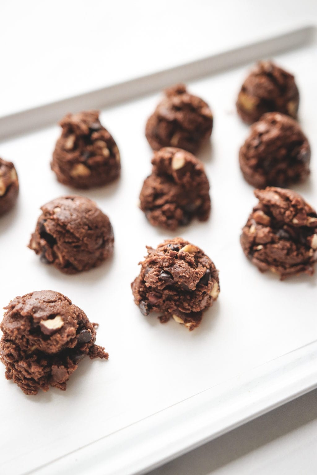 Flourless "Nutella" Chocolate Hazelnut Cookies Recipe | Veggiekins Blog