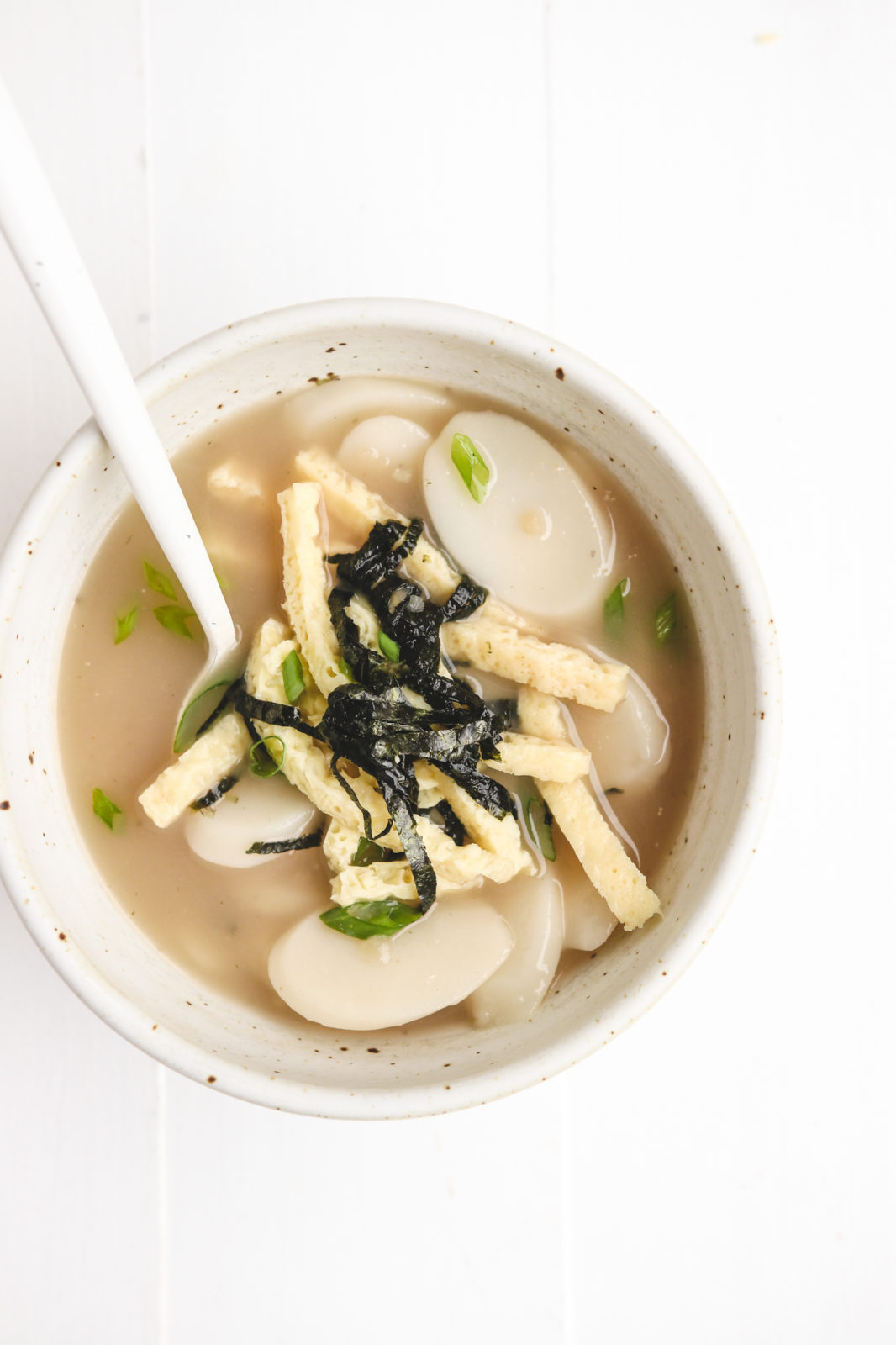 Vegan Dduk Guk - Korean Rice Cake Soup (vegan, gluten free, oil free ...