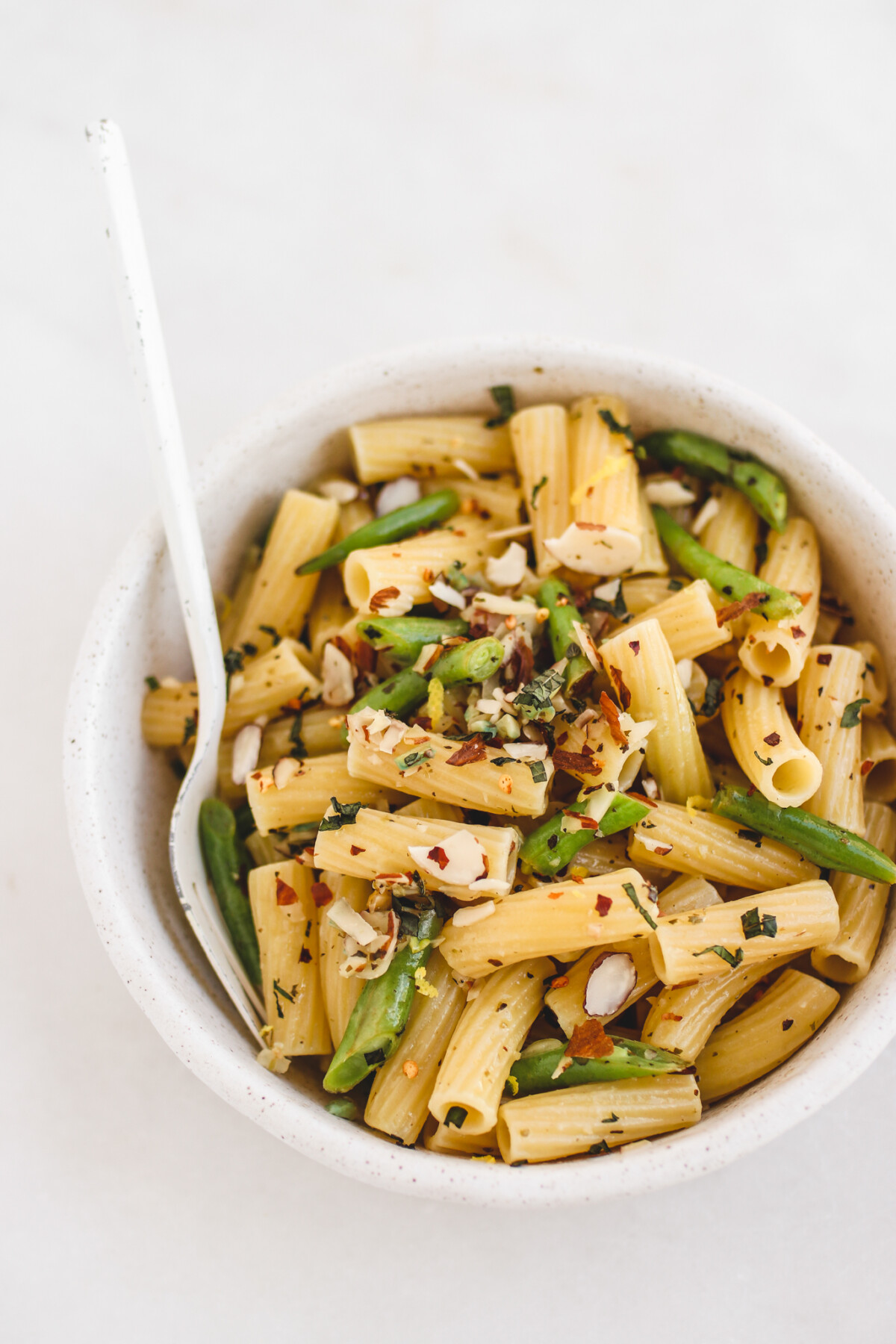 Green Bean and Almond Gremolata Pasta (vegan, gluten free) - Veggiekins ...