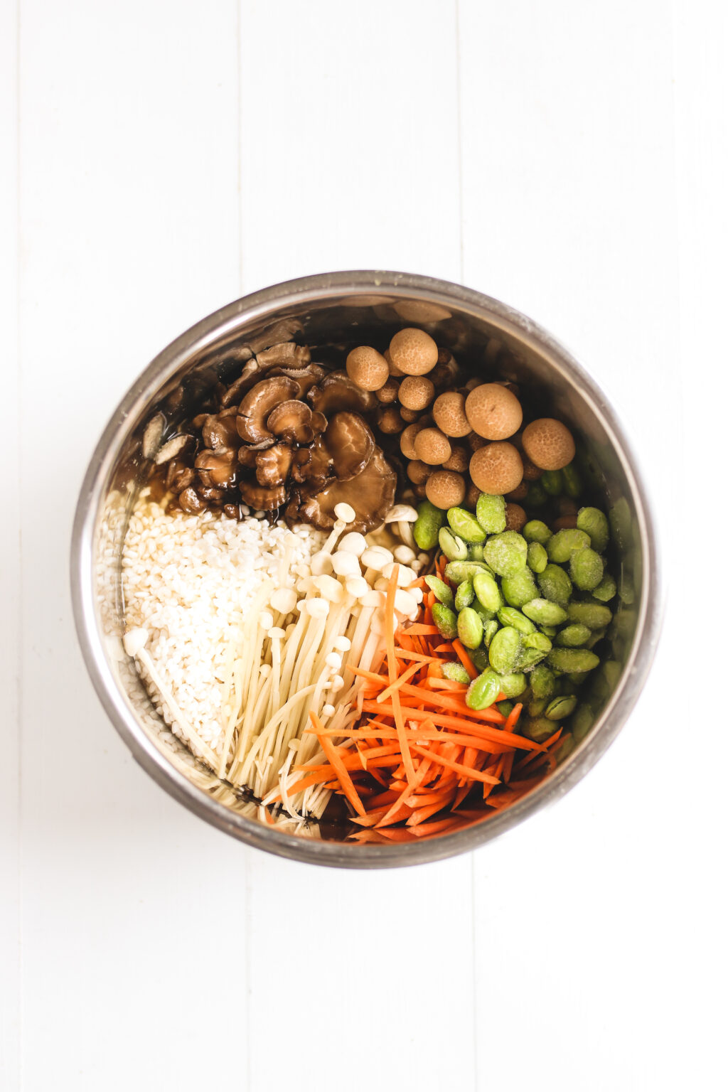 Obachan's Mushroom Kamameshi Recipe (Japanese Mixed Rice)