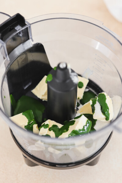 Sweet & Creamy Matcha Butter Recipe (Vegan) | Veggiekins Blog