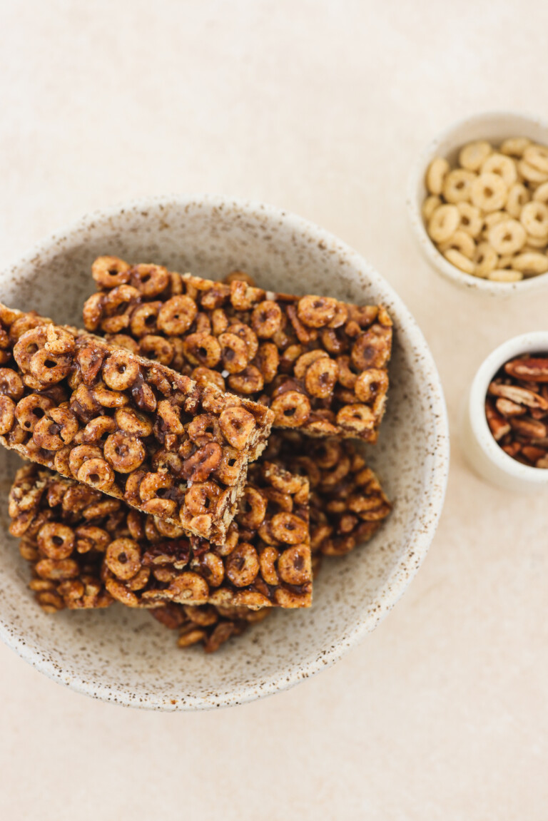 Easy Homemade Cereal Bars Recipe (Vegan) | Veggiekins Blog